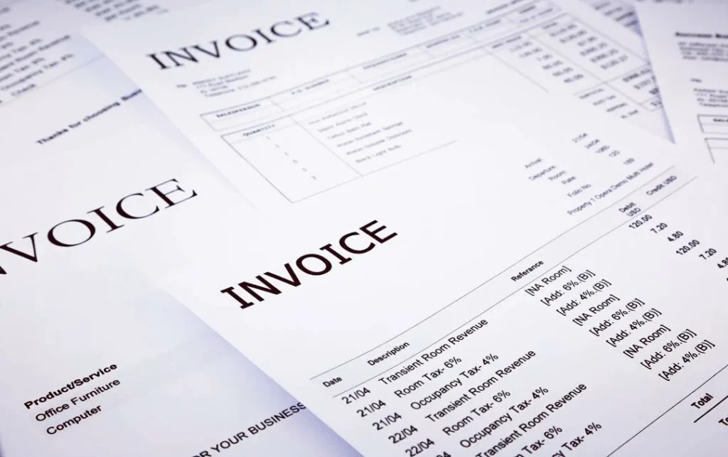 How Tax Invoices Impact VAT Return Filing in the UAE - ISC
